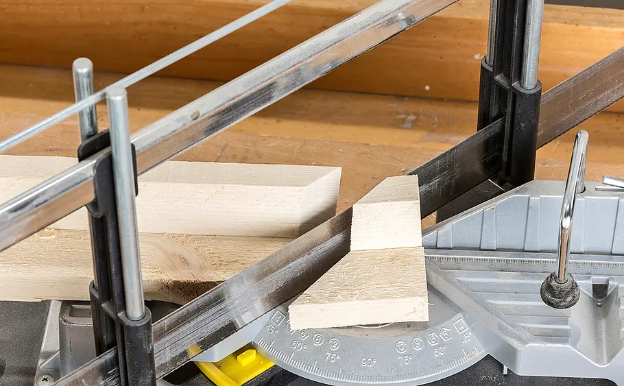 Bilderrahmen selber machen | selbst.de