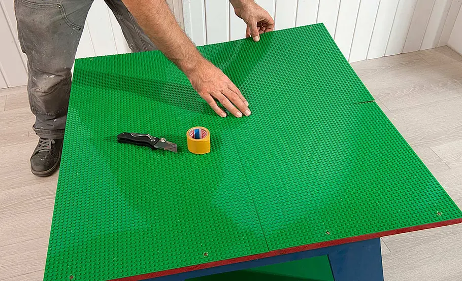 Spieltisch für Kinder: Ein Tisch, viele Möglichkeiten | selbst.de