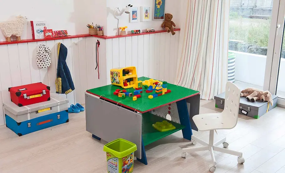 Spieltisch für Kinder: Ein Tisch, viele Möglichkeiten | selbst.de